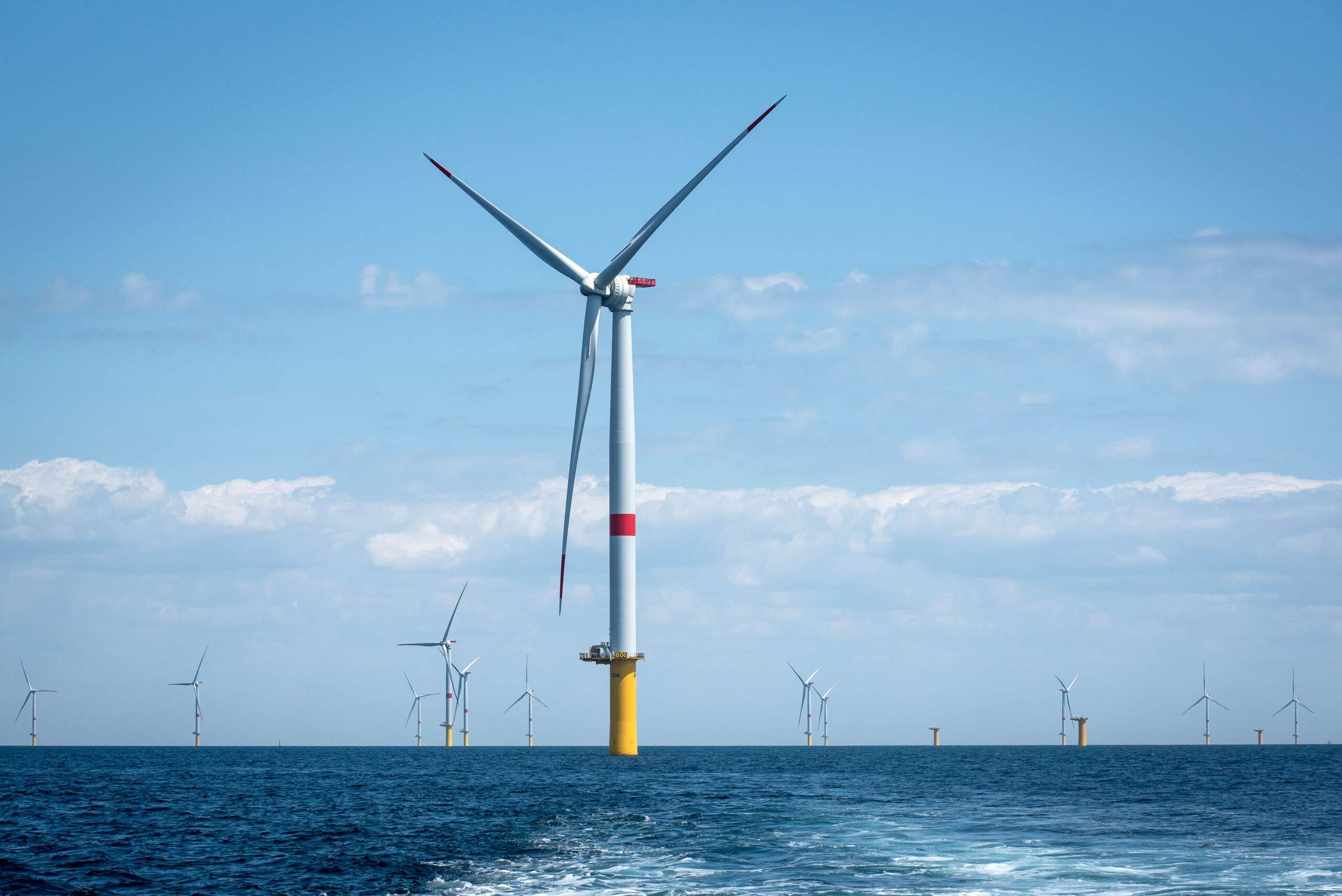 Parc éolien en mer de Saint-Nazaire : Entrée des éoliennes en mer dans ...